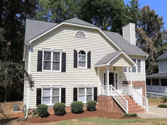 Must See Home in Desirable Durant Trails 2805 Westwick Ct #NA