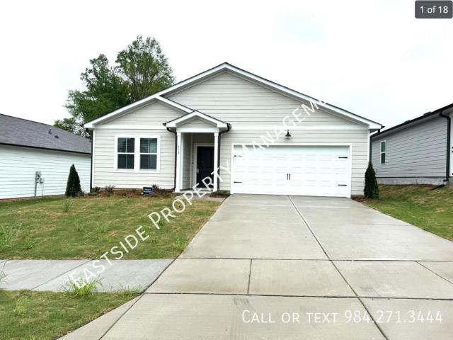 Must See! like new single family house with 4 bed, 2 bath & a 2 car garage in the heart of Wendell!