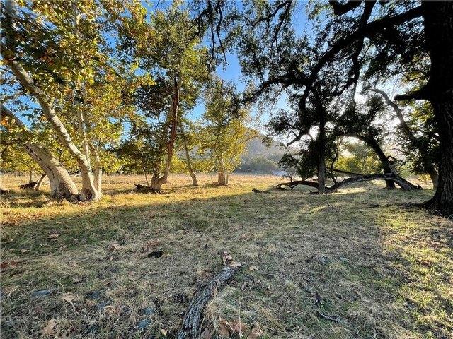 Mustang Rd, Sanger, CA 93657