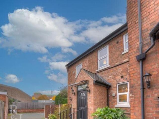 Musters Road, West Bridgford, 2 Bedroom Town
