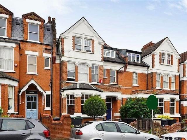 Muswell Avenue, Muswell Hill N10, 3 bed flat to rent, £1,907 pcm | PrimeLocation
