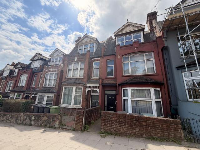 Muswell Hill, London N10, 1 bed flat to rent, £1,600 pcm | PrimeLocation