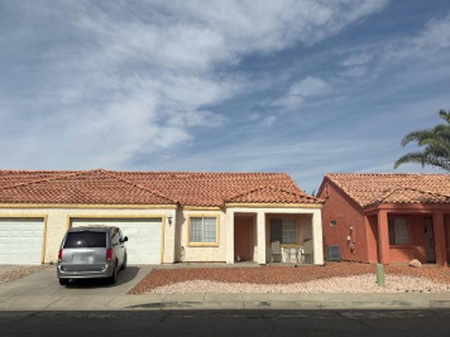 Muscat Dr