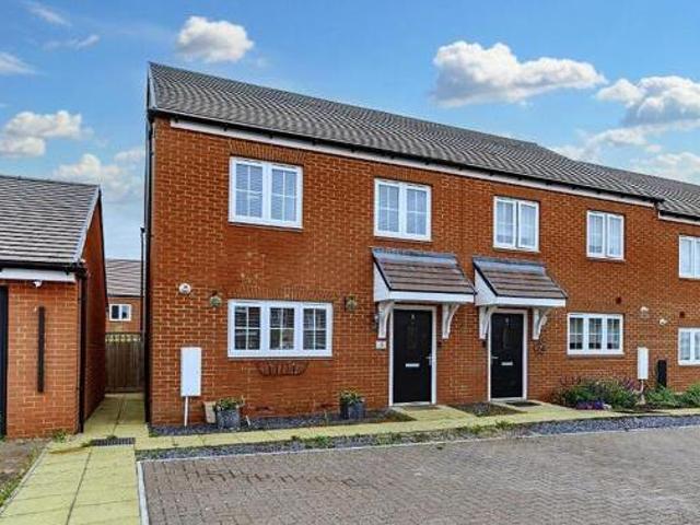 Muscovy Mews, Biddenham, 3 Bedroom End