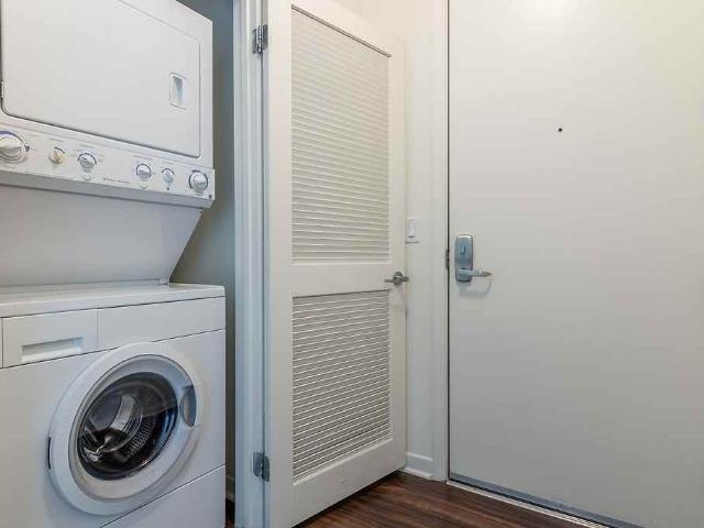 Muse 2 Bedroom Apartment for Rent at 5251 Vineland Ave, Los Angeles, CA 91601 Mid Town North Hollywood