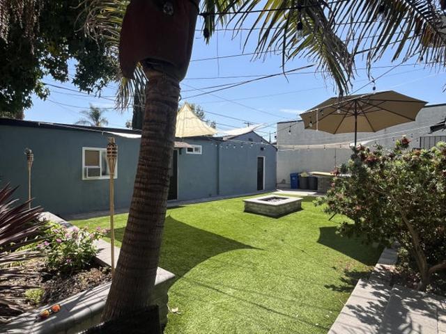 Musician Household Near El Camino College