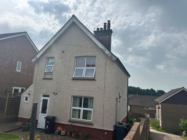 Mutton Hall Lane, Heathfield TN21, 1 bed flat to rent, £995 pcm | PrimeLocation