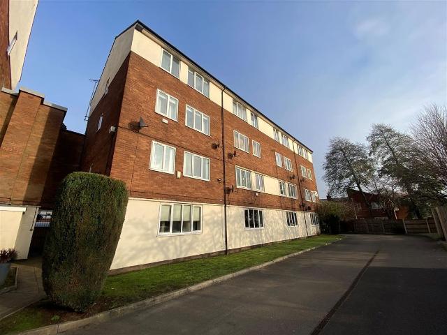 My Street, Salford M5, 3 bed flat to rent, £1,300 pcm | PrimeLocation