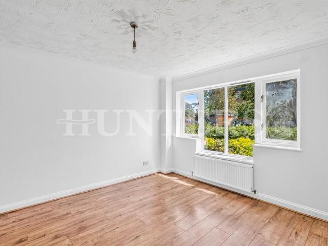Myddleton Avenue, London, N4 1 bed flat to rent £1,800 pcm £415 pw