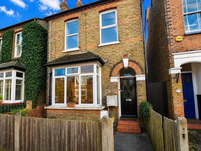 Myddleton Road, Uxbridge UB8, 2 bed flat to rent, £1,795 pcm | PrimeLocation
