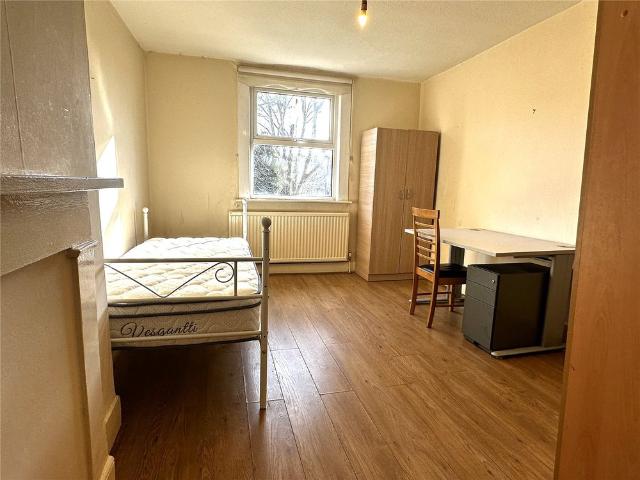 Myddleton Road, N22, London