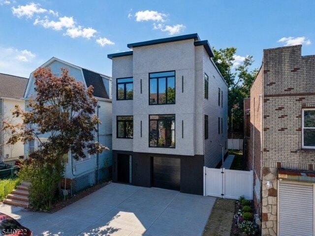 Myrtle Ave, Irvington, Home For Sale