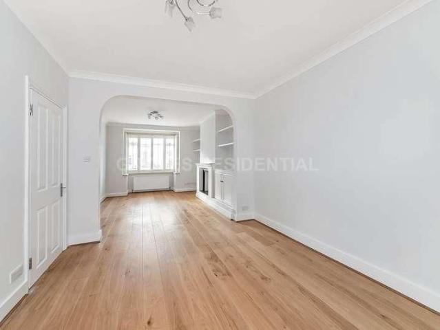 Myrtle Grove, New Malden, KT3