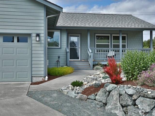 Myra Pl, Langley, Home For Sale