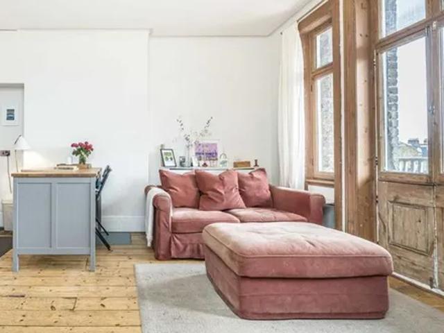 Mystery Beauty, 96 Churchfield Road, London, W3 6AY, United Kingdom | 1 bed apartment for rent #138776205 | Rentberry