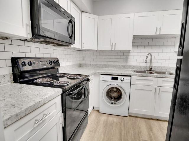 Mystic Bay Apartments 2 Bedroom Apartment for Rent at 600 Starkey Rd, Largo, FL 33771