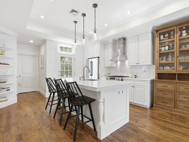 Mystic St Unit,boston, Condo For Sale