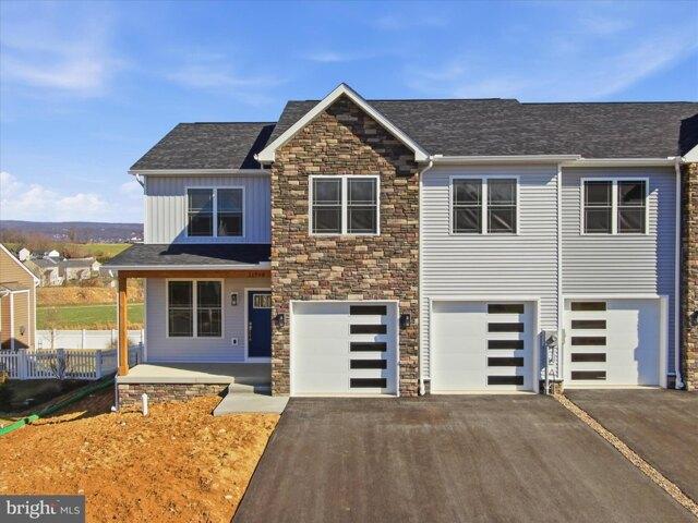 Mystic Rock Ln S, Waynesboro, Home For Sale