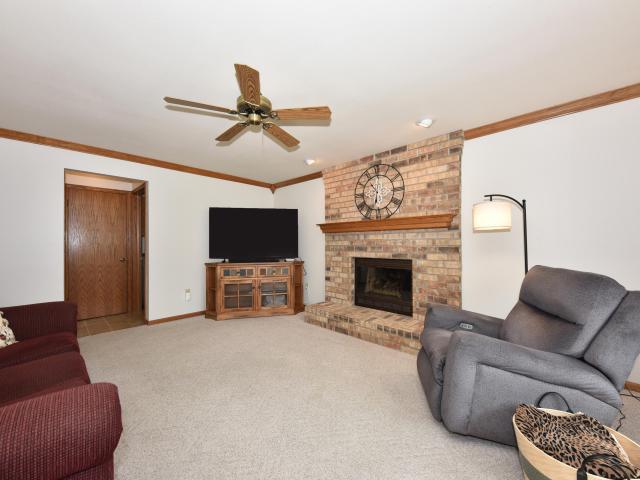 N105W16136 Brook Hollow Dr