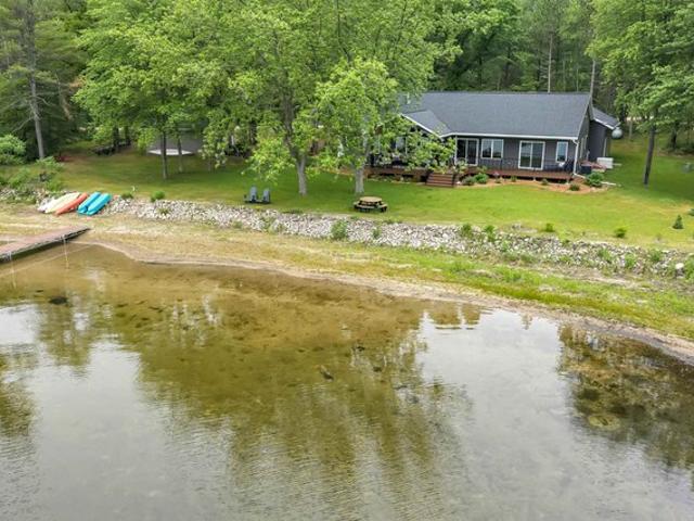 N1060 Berry Lake North Shore Rd, Gillett, WI 54124