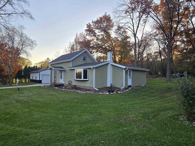 N1071 County Road A, Columbus, WI 53925