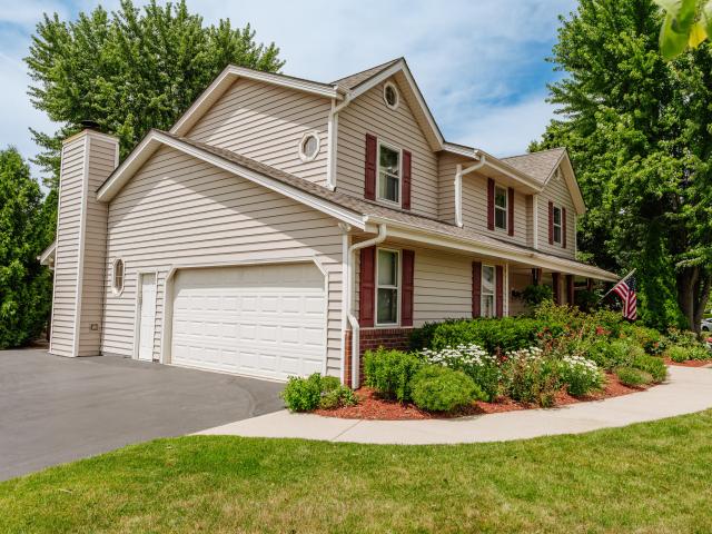 N108W16351 Scarlet Dr