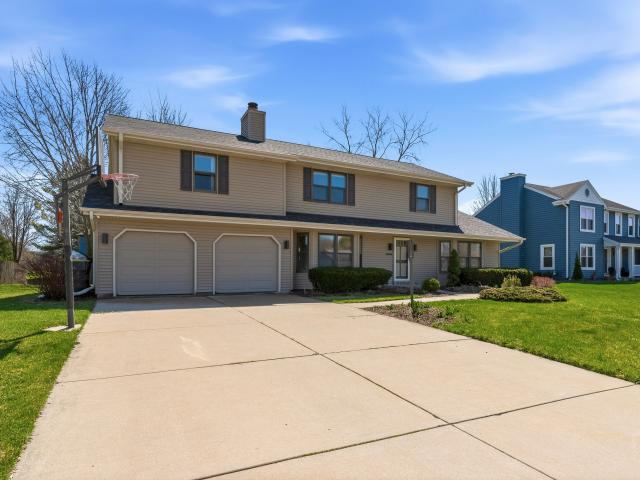 N108W17031 Hawthorne Dr