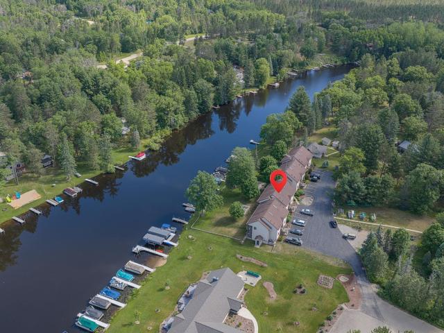 N10911 peshtigo river lane