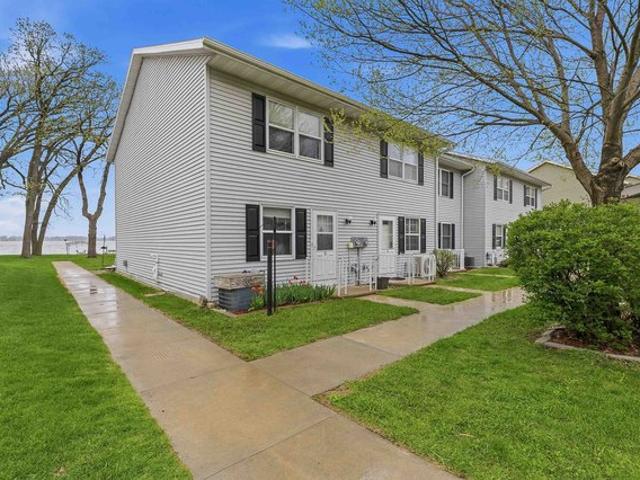 N10350 Howard Dr Unit 4, Fox Lake, WI 53933