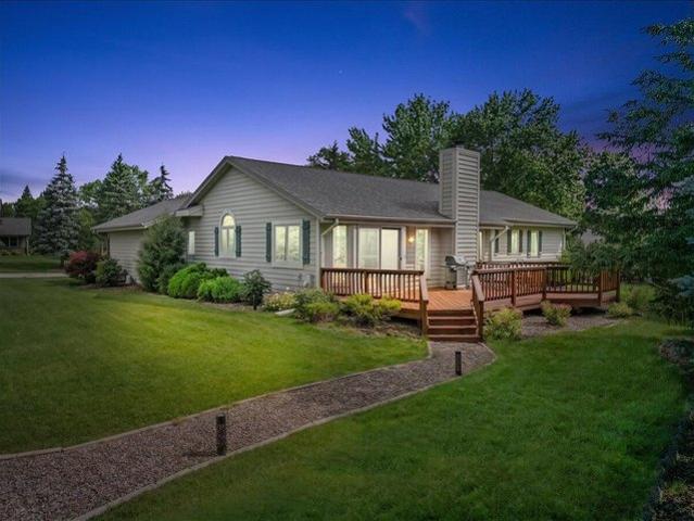 N103W15923 Founders Ln, Germantown, WI 53022