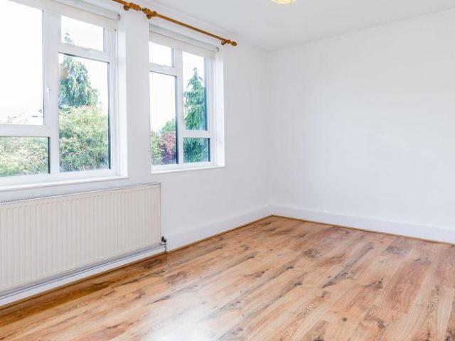 N10 1 bed flat to rent £1,517 pcm £350 pw