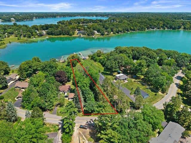 N1190 Tombeau Rd, Genoa City, WI 53128