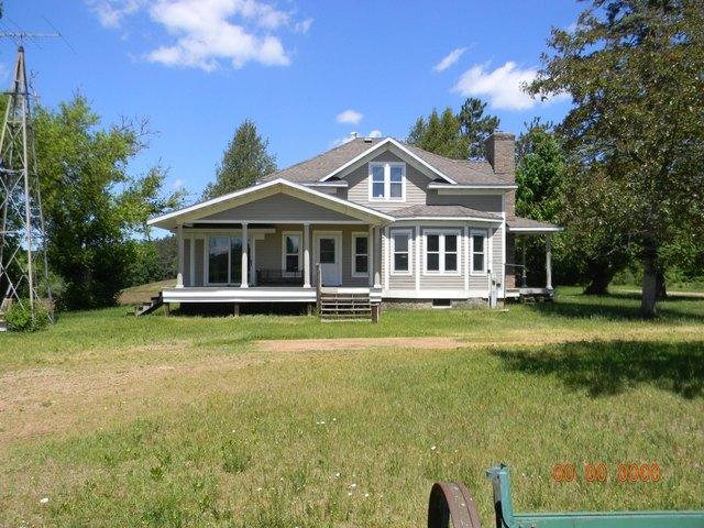 N11037 Elm Rd, Birnamwood, WI 54414