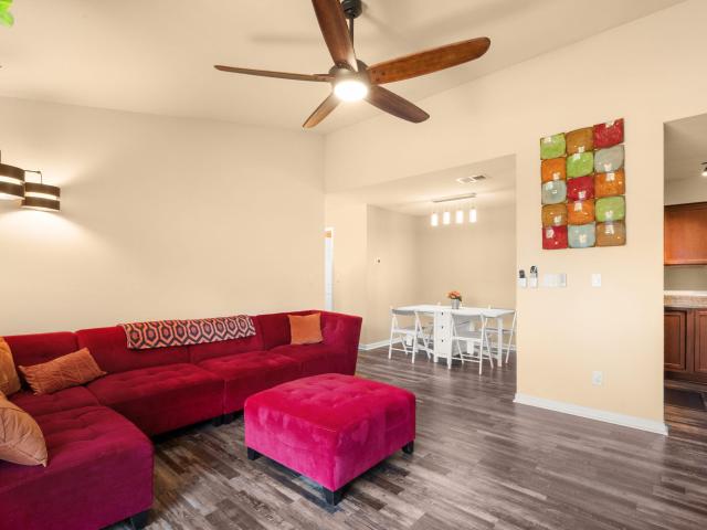 N110W17155 Ashbury Ln, Unit 6
