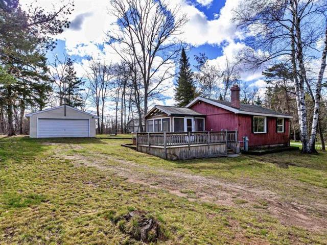 N11134 Nelson Rd, Athelstane, WI 54104