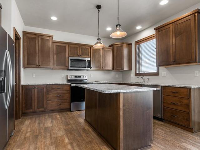N1134 Craftsmen Ct Unit 1134, Greenville, WI 54942