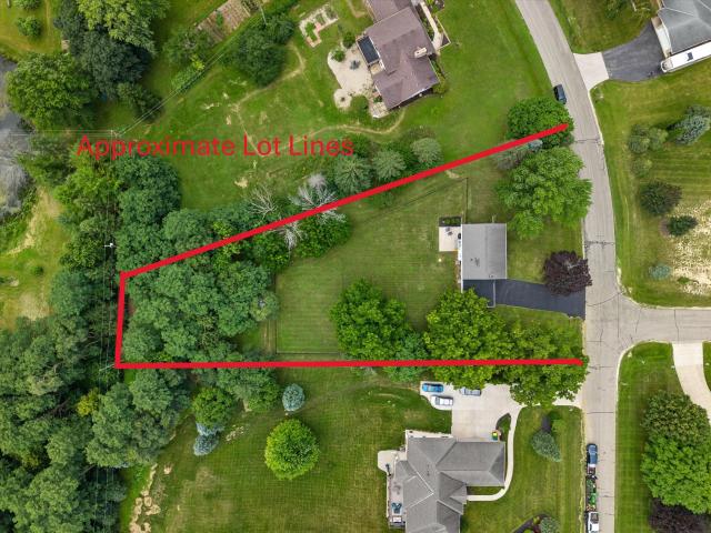 N113W13033 Crestview Dr