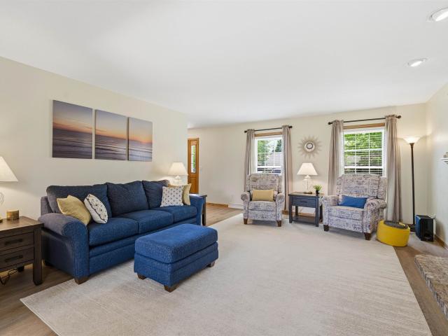 N124 barberry lane