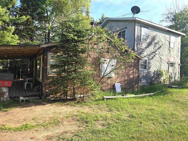 N12021 Oakwood Ln, Athelstane, WI 54104