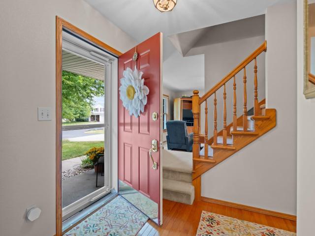 N1357 tuckaway court