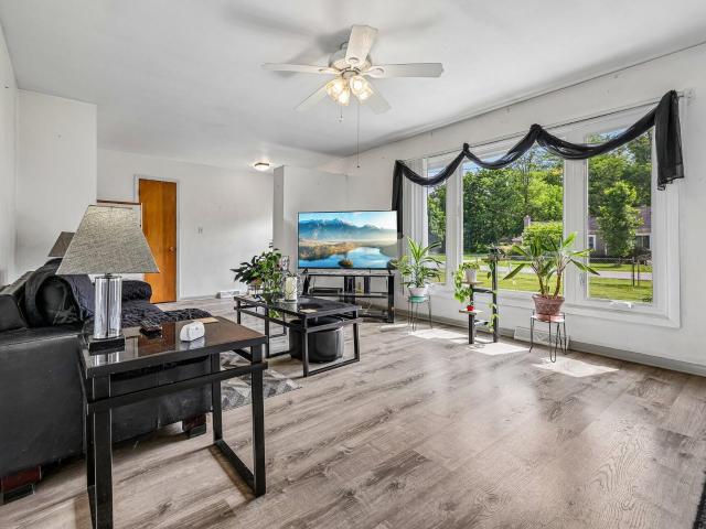N1359 Moss Dr