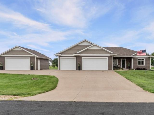 N13289 Wildrose Rd, Trempealeau, WI 54661