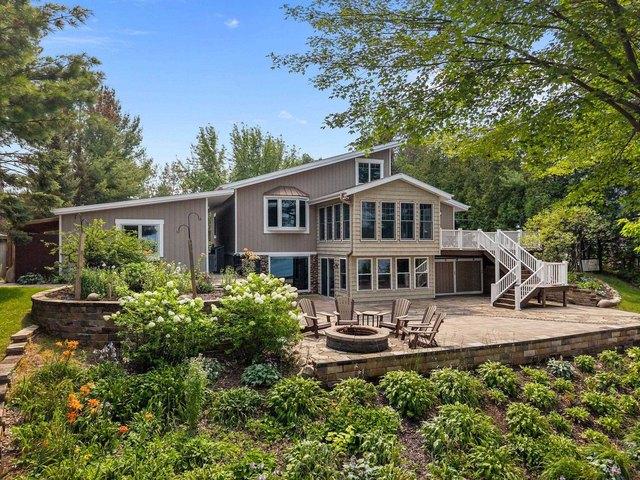 N1539 Silver Canoe Rd, Keshena, WI 54135