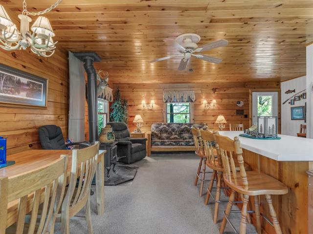 N16180 Deerfield Drive