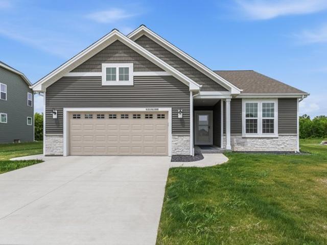 N161 W2186 N Daisy Dr W, Jackson, WI 53037