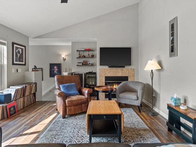 N16W26401 Meadowgrass Cir, Unit D