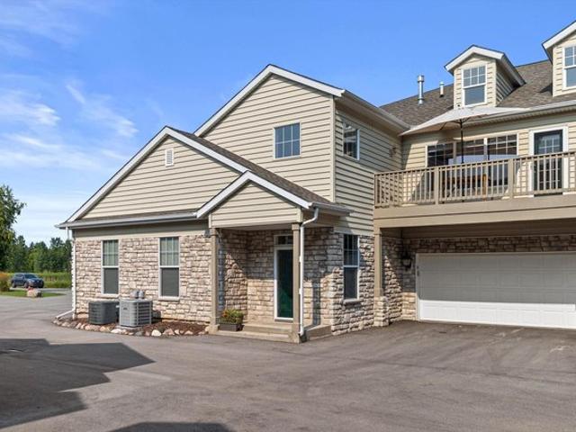 N16W26401 Meadowgrass Cir Unit D, Pewaukee, WI 53072