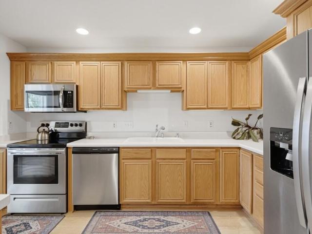 N16W26512 Golf View Ln, Unit E