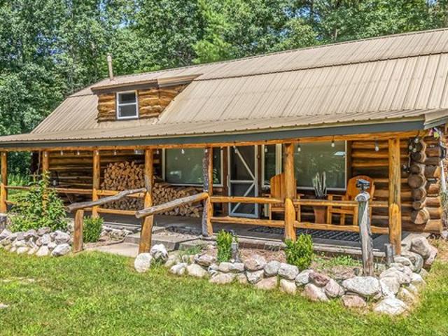 N17187 Boulder Ridge Dr, Pembine, WI 54156