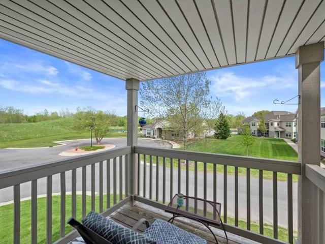 N17W26495 Meadowgrass Cir Unit B, Pewaukee, WI 53072